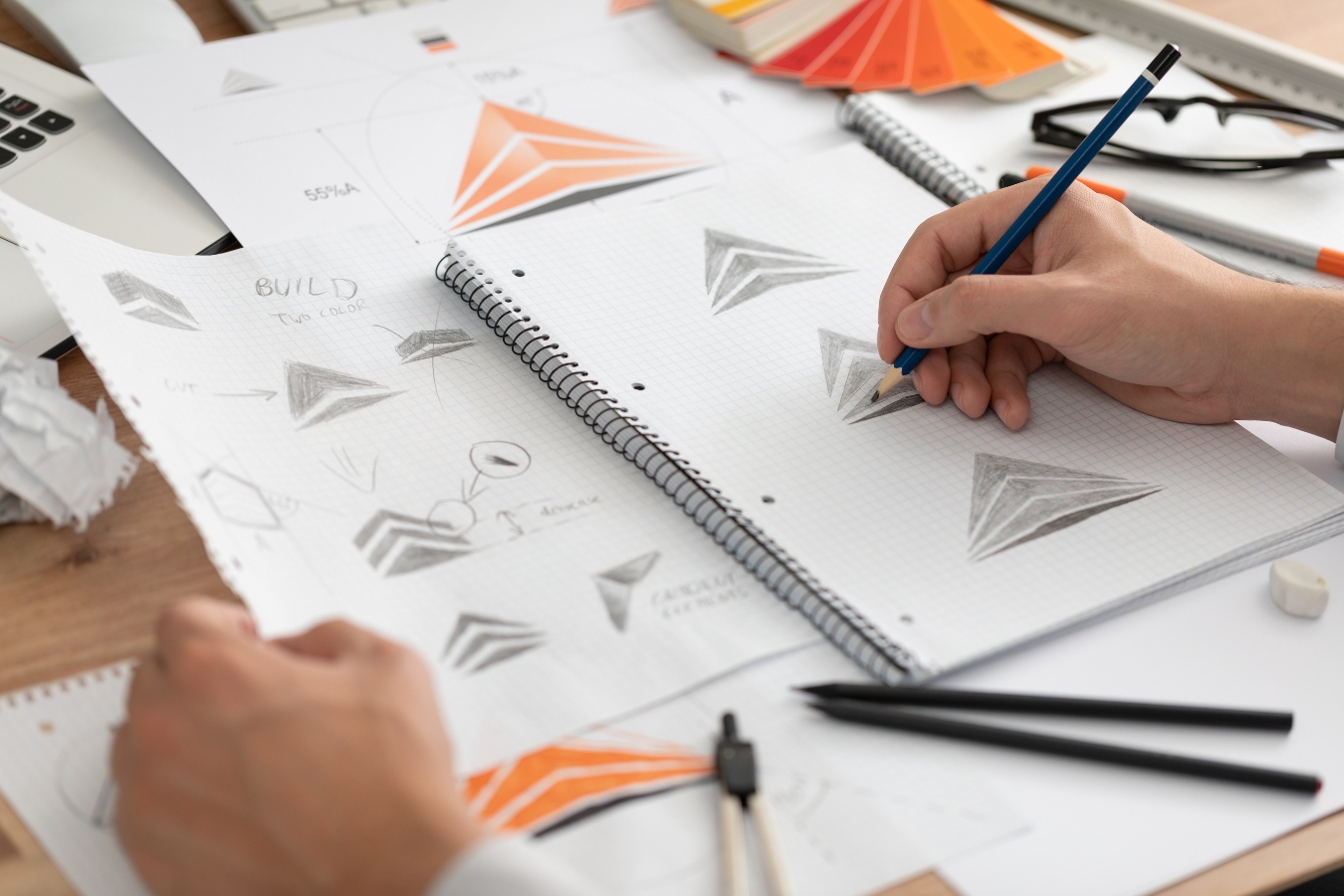 Top 10 des Meilleurs Sites Gratuits pour Créer un Logo - Dudie Agency